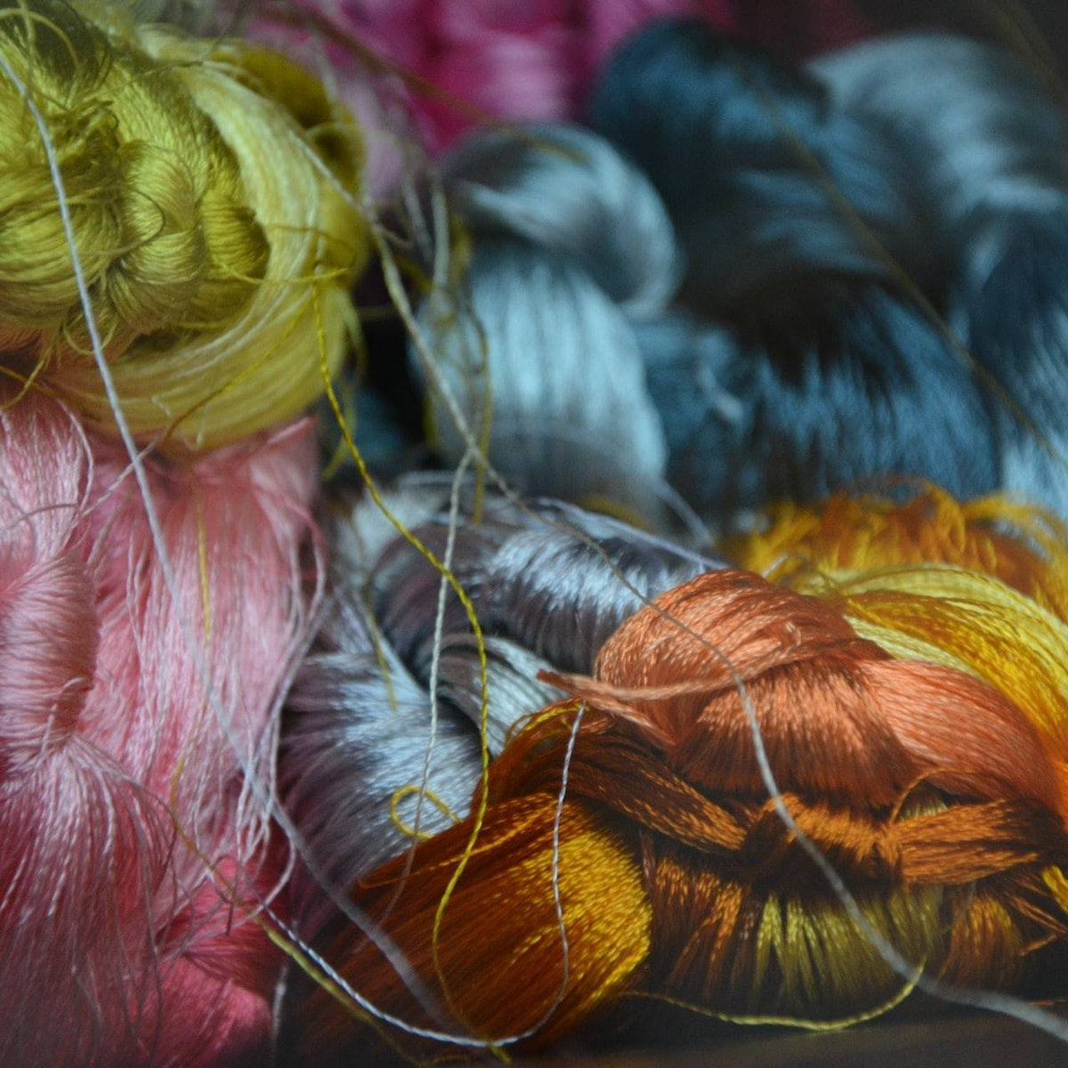 How to Make a Yarn Wig: A Step-by-Step Guide – Mary Maxim Ltd