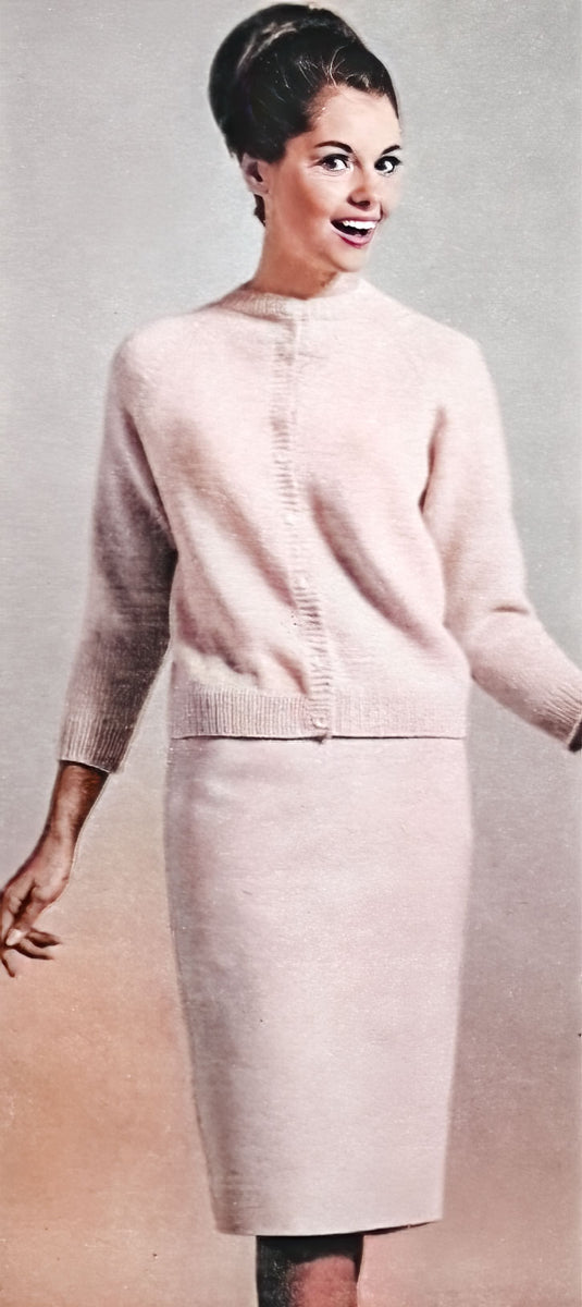 Ladies' Worsted Weight Cardigan Pattern – Mary Maxim Ltd
