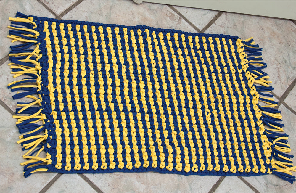 Free Striped Mat Pattern – Mary Maxim Ltd